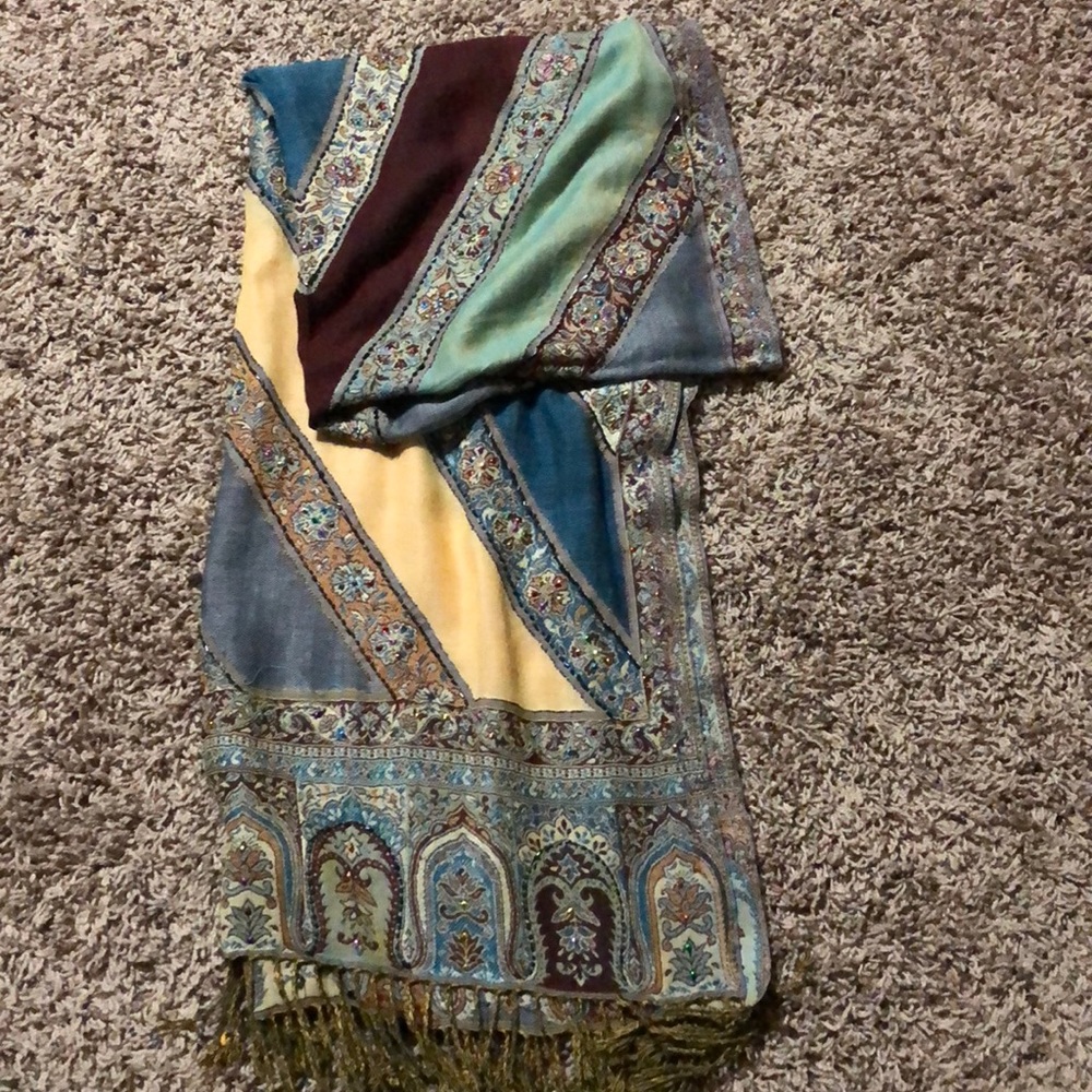 Cashmere Beadwork Shawl - Gem